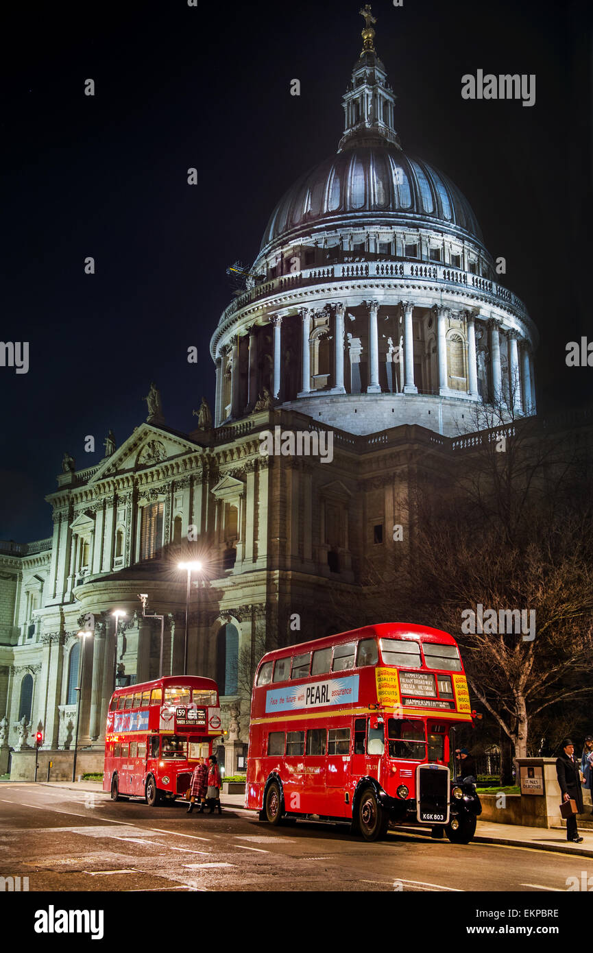 Rtl bus hi-res stock photography and images - Alamy