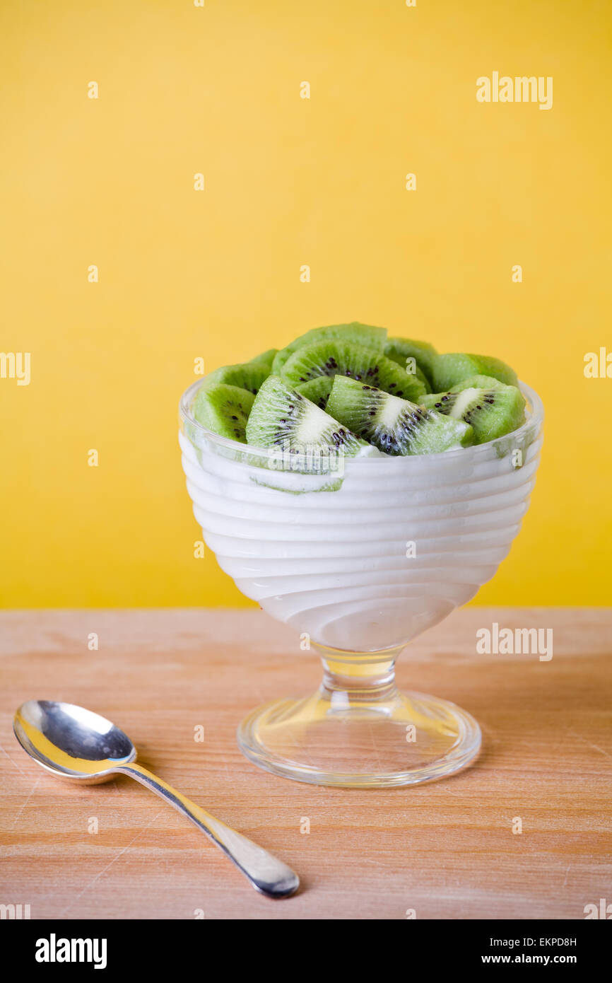 Close up of a bowl of yogurt with fresh fruits Stock Photo - Alamy