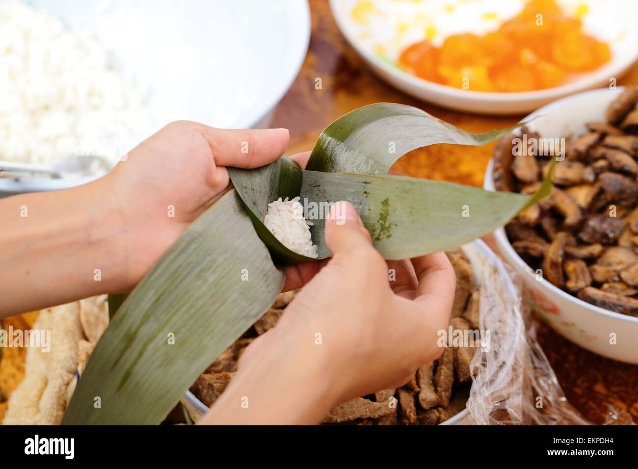 Homemade rice dumpling process Stock Photo - Alamy