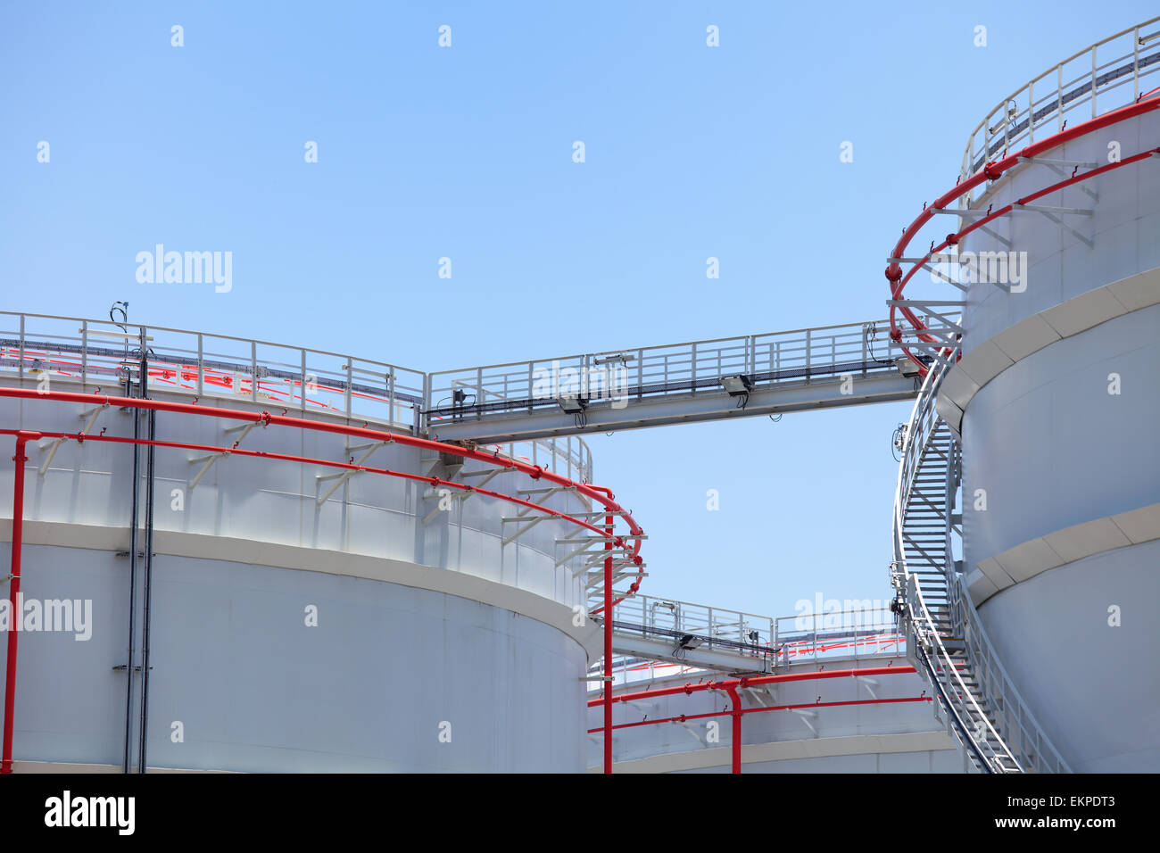 Oil refinery tank Stock Photo - Alamy