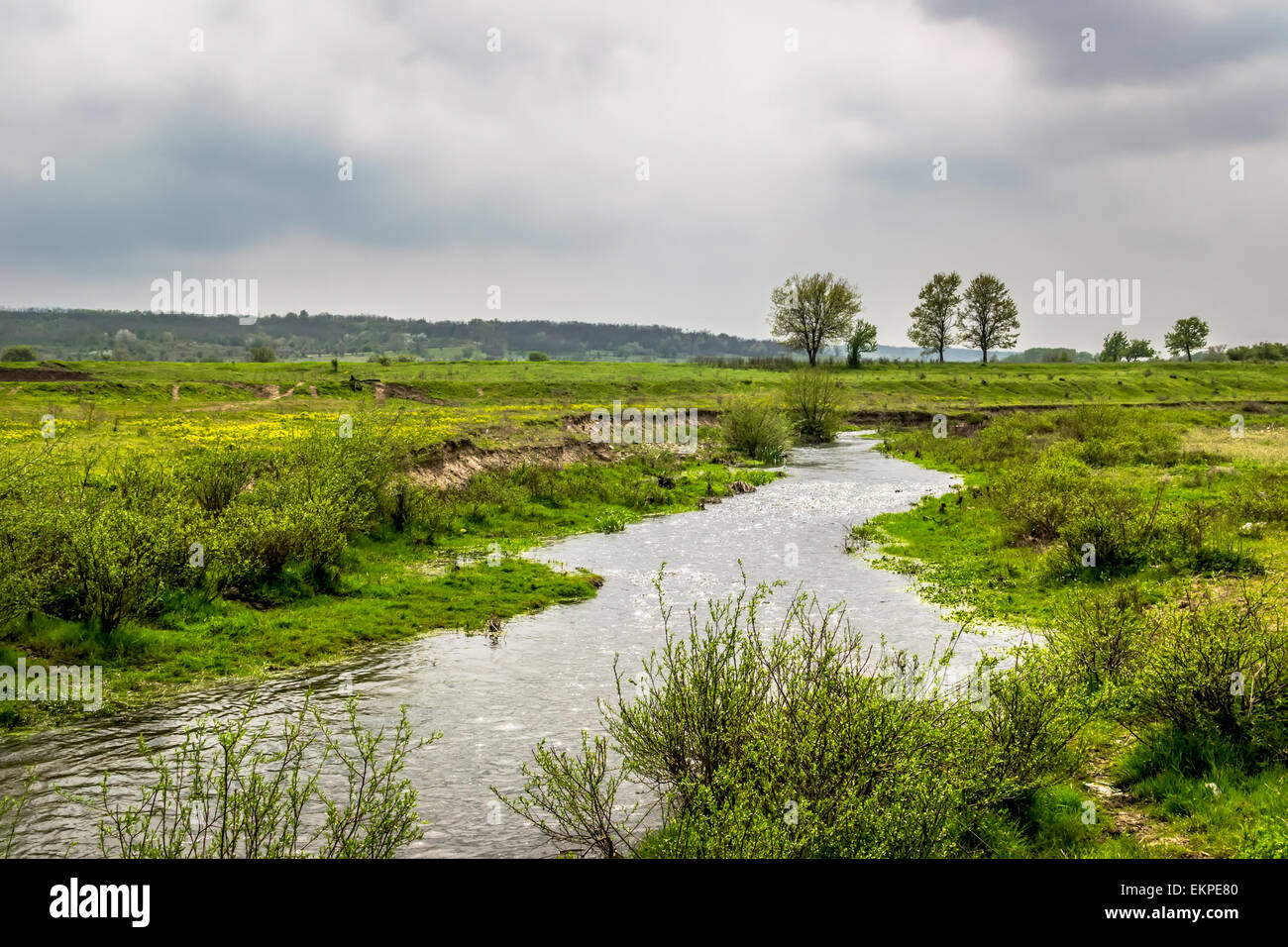 Cloudy river scene hi-res stock photography and images - Alamy