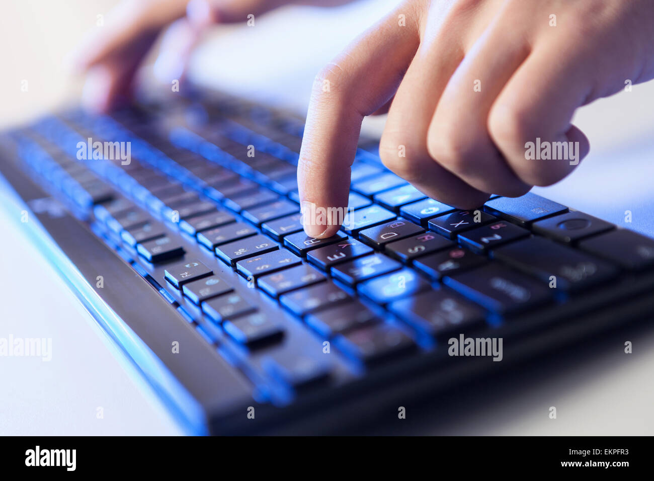 Click! Hands of a man on keyboard Stock Photo - Alamy