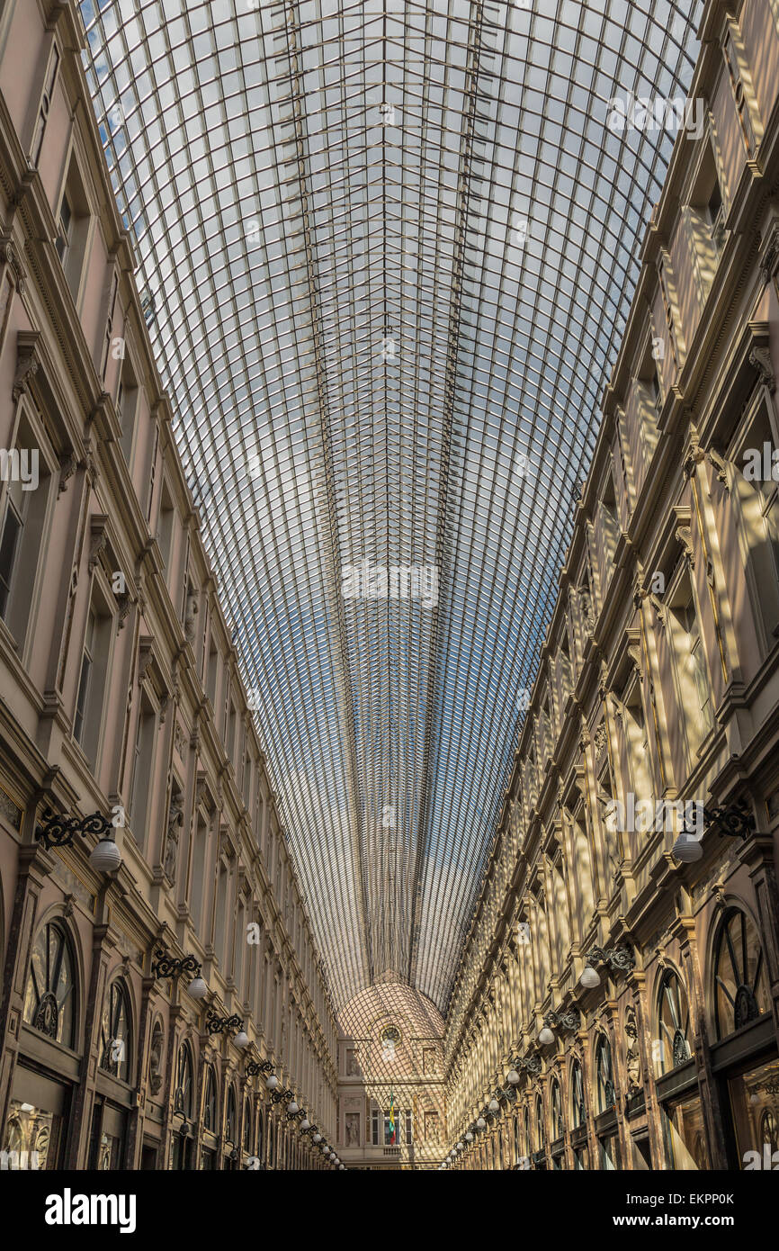Les Galeries Royales Saint-Hubert - Historic shopping mall in Brussels ...
