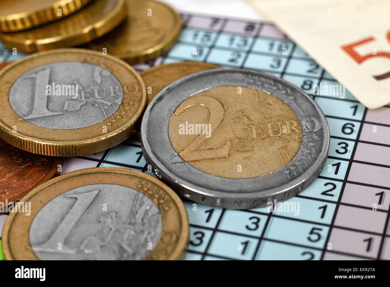 Euro coins money macro hi-res stock photography and images - Alamy