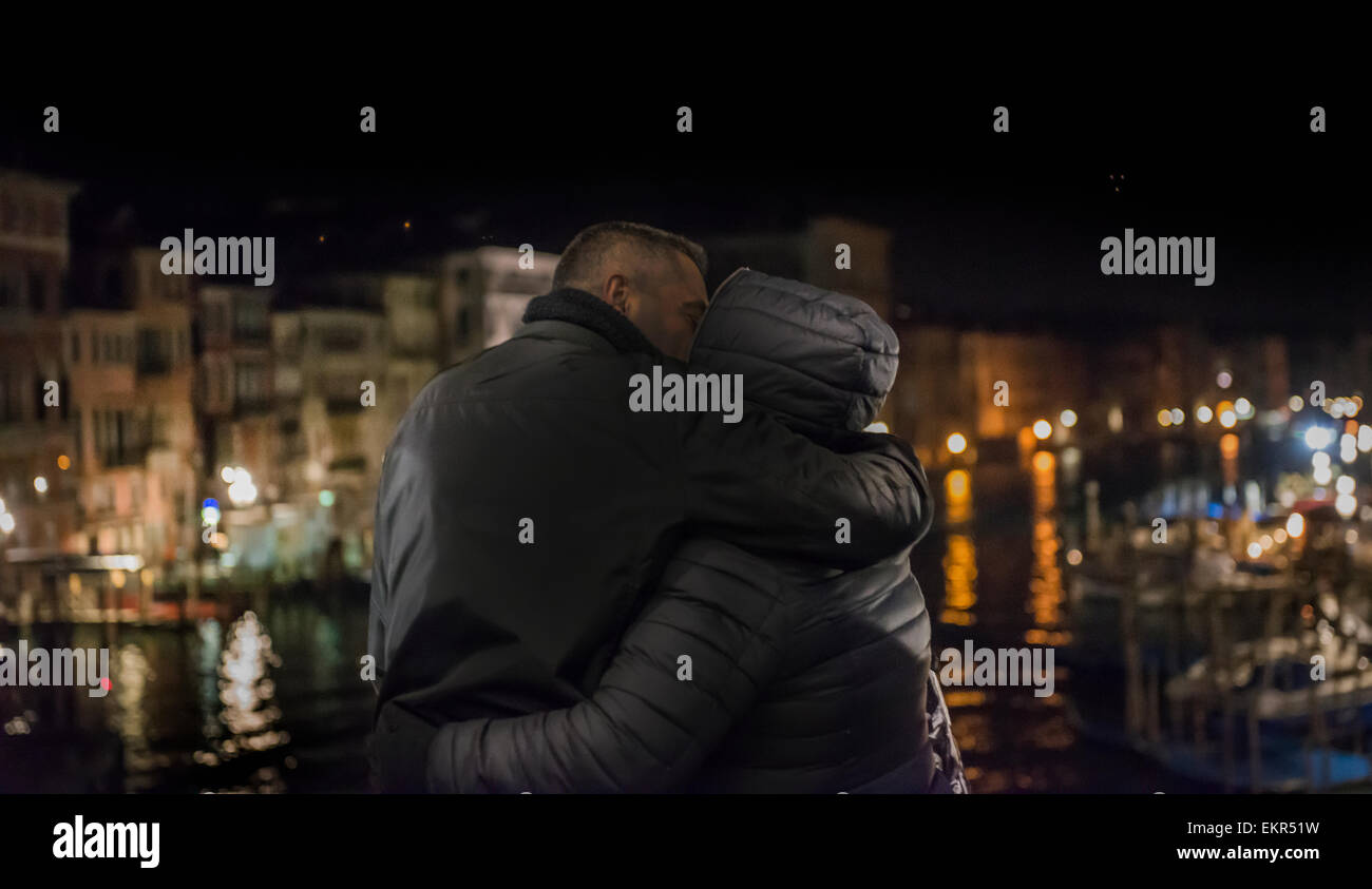 Beautiful couple in venice hi-res stock photography and images - Alamy
