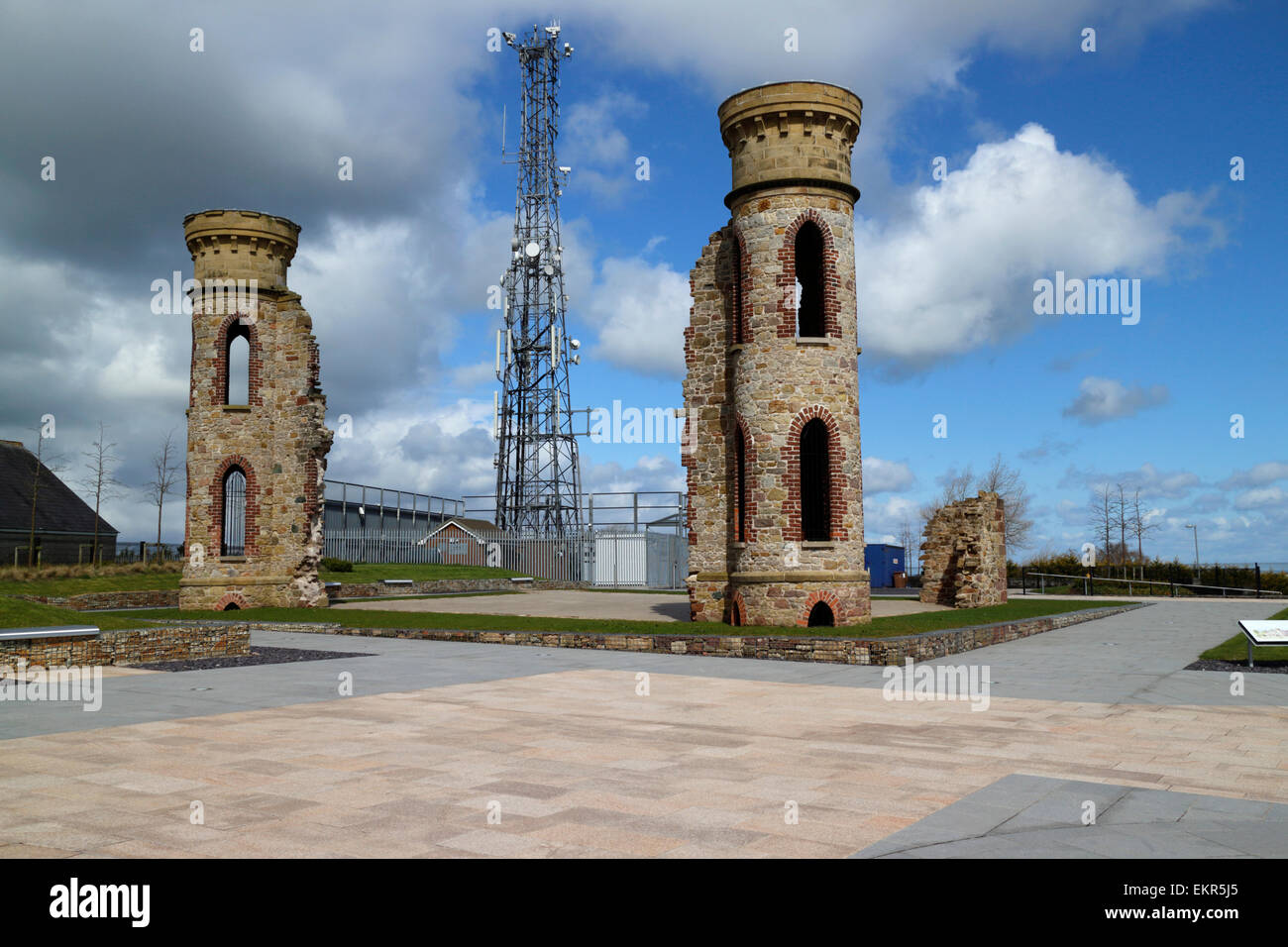 Dungannon castle hi-res stock photography and images - Alamy