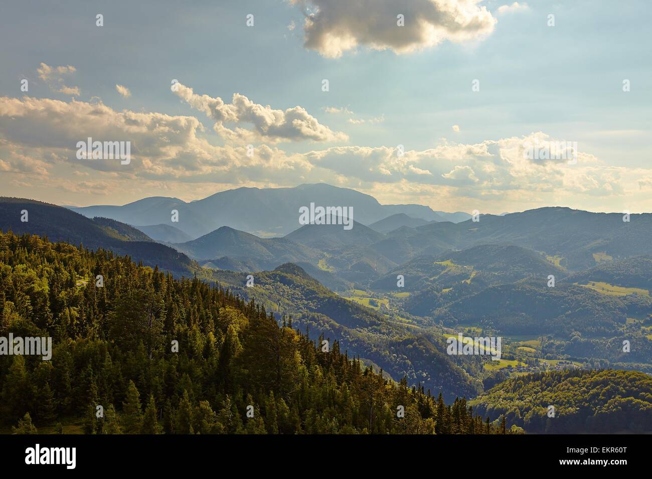High steep slopes mountains hi-res stock photography and images - Alamy