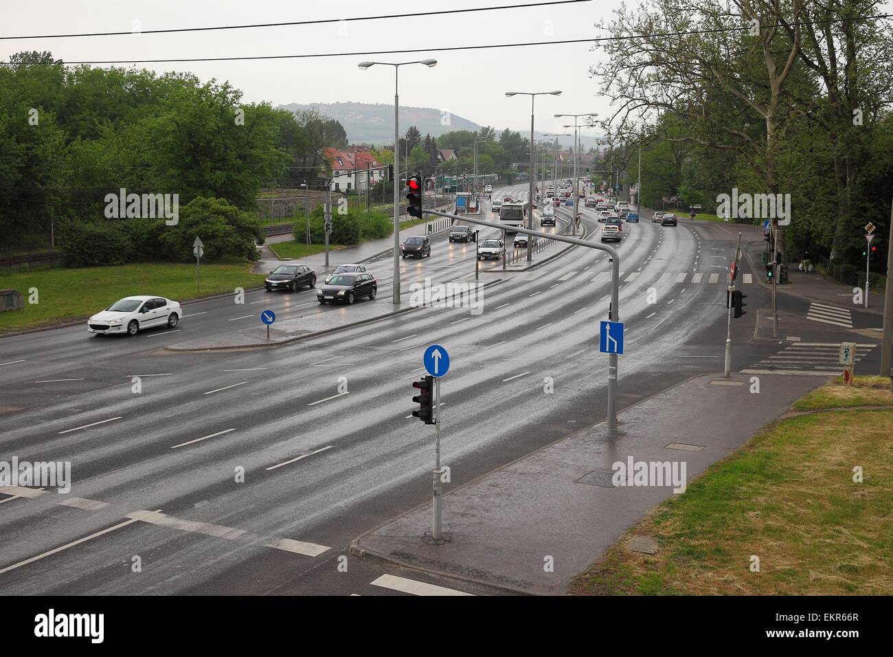 Road intersection car traffic hi-res stock photography and images - Alamy