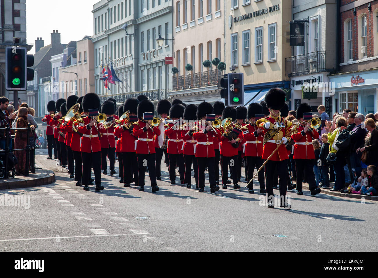 Changing of the guard for windsor castle hi-res stock photography and ...