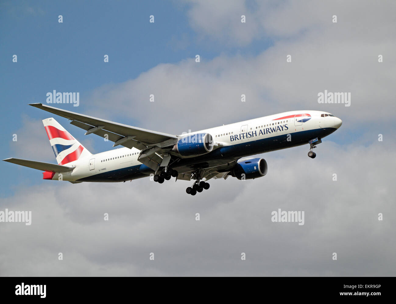 Ba boeing 777 landing hi-res stock photography and images - Alamy