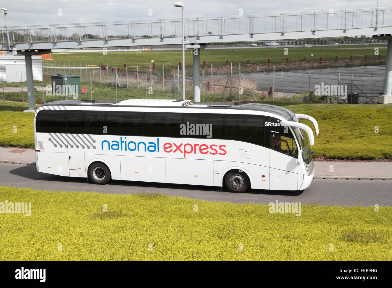 National express coach hi-res stock photography and images - Alamy
