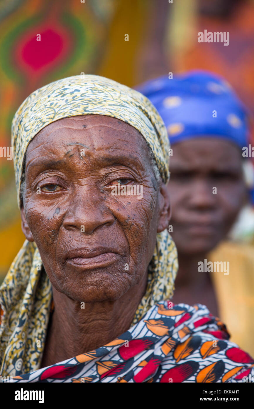 Malawi woman hi-res stock photography and images - Alamy