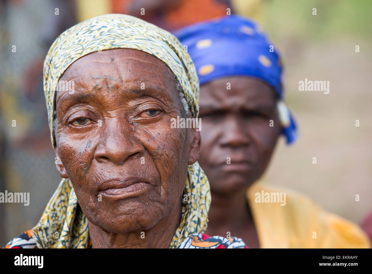 Old poor woman africa hi-res stock photography and images - Alamy