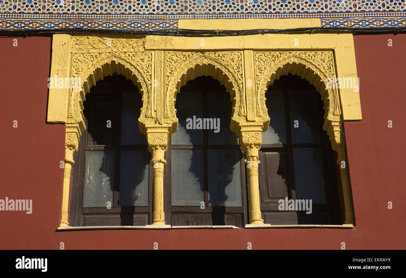 Architecture moorish windows hi-res stock photography and images - Alamy