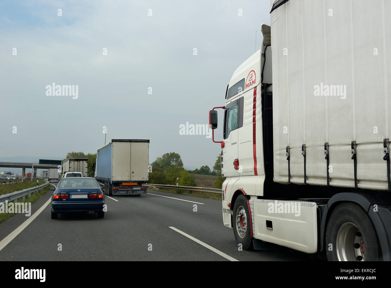 Lorry traffic signal hi-res stock photography and images - Alamy