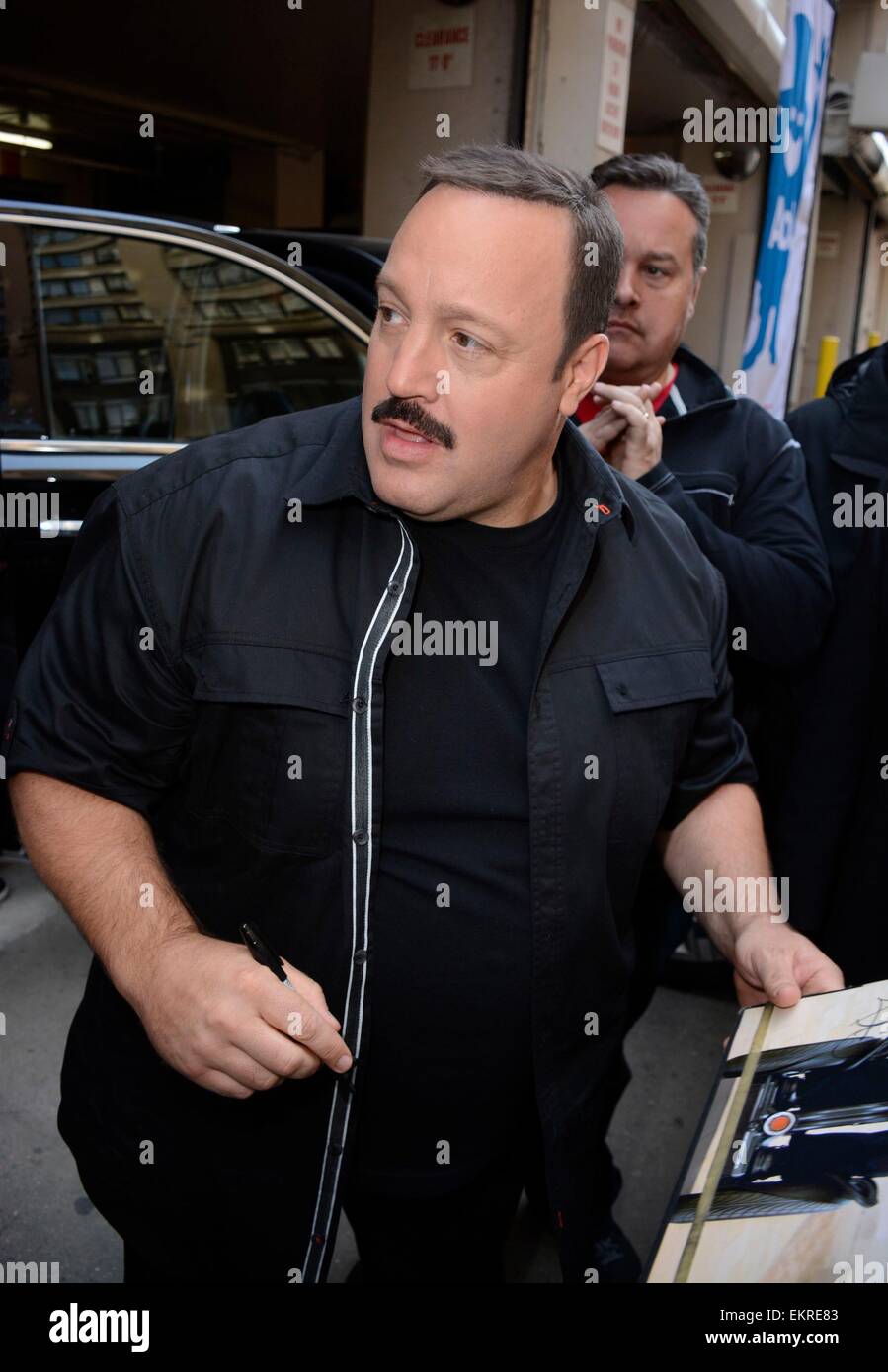 New York, NY, USA. 13th Apr, 2015. Kevin James out and about for ...