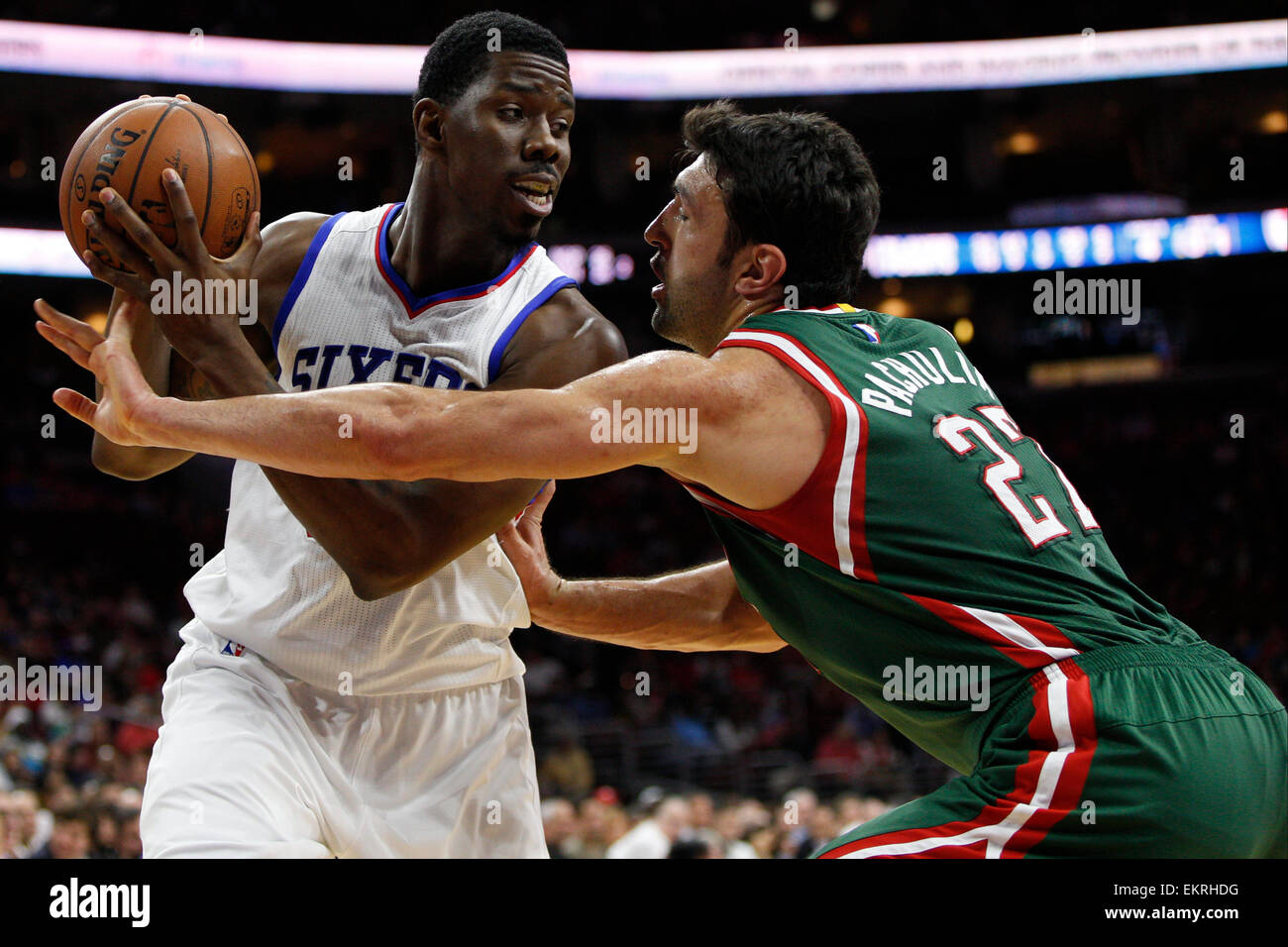 April 13, 2015: Philadelphia 76ers center Henry Sims (35) in action ...
