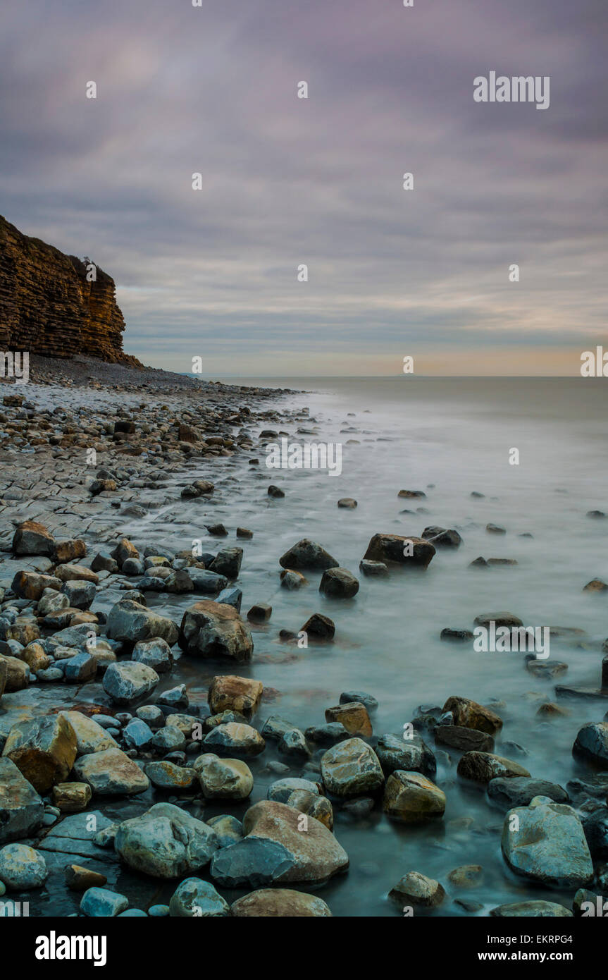 Rhoose beach hi-res stock photography and images - Alamy