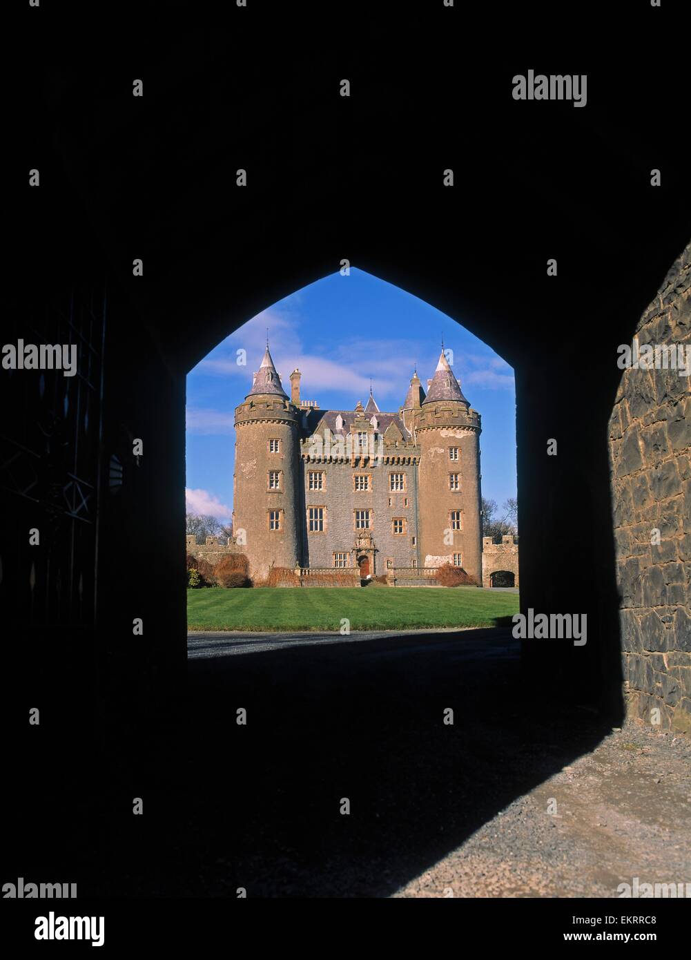 Killyleagh castle hi-res stock photography and images - Alamy