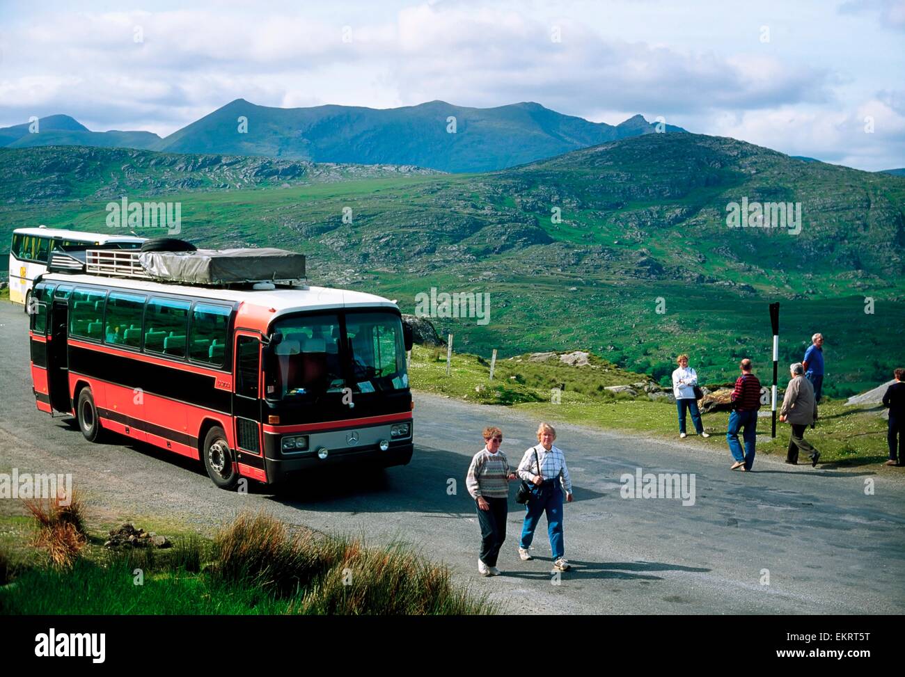 Bus rural ireland hi-res stock photography and images - Alamy
