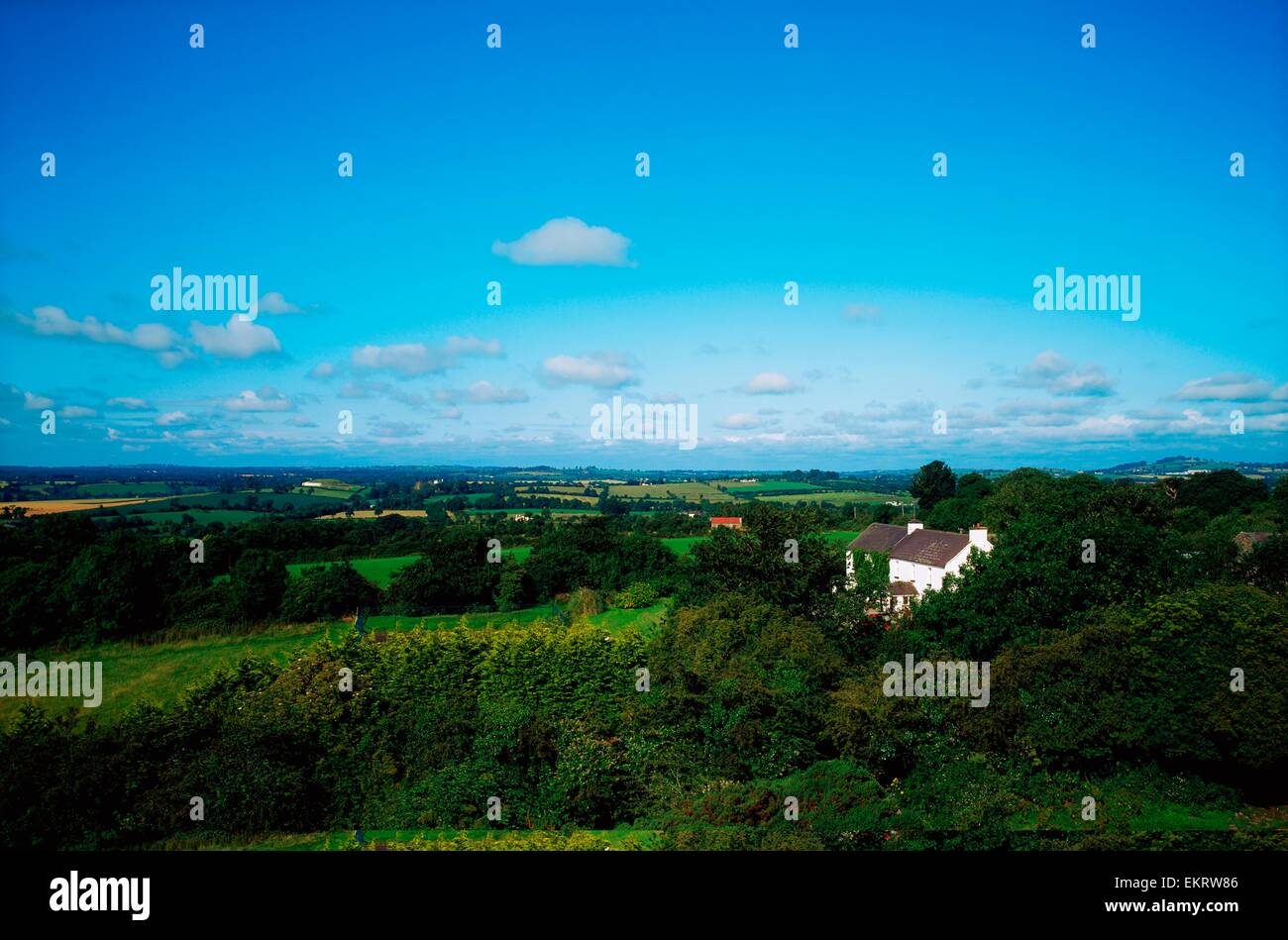 Dowth bru na boinne ireland not knowth hi-res stock photography and ...