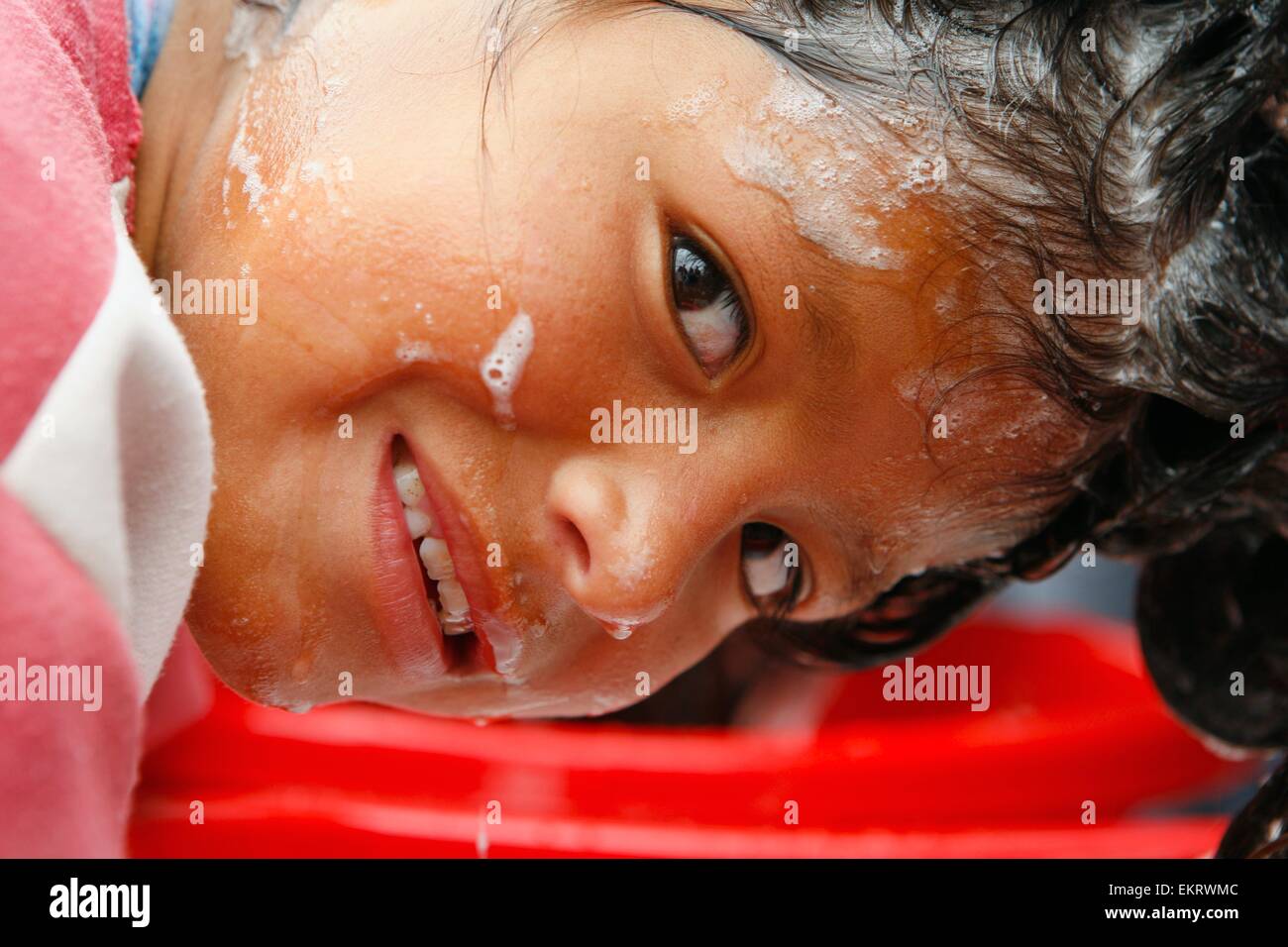 Kid girl washing face hi-res stock photography and images - Alamy