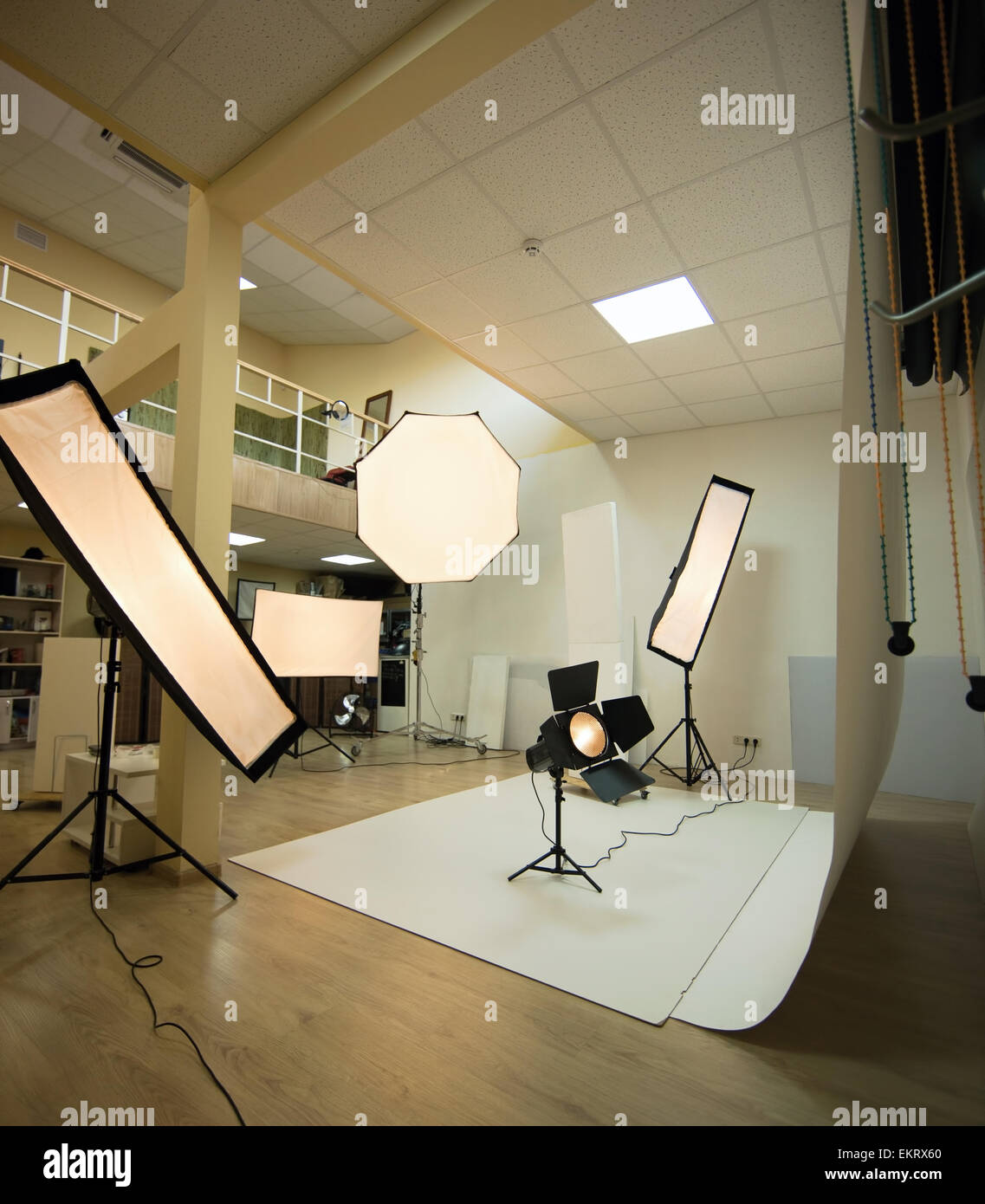 Photo studio set up table hi-res stock photography and images - Alamy