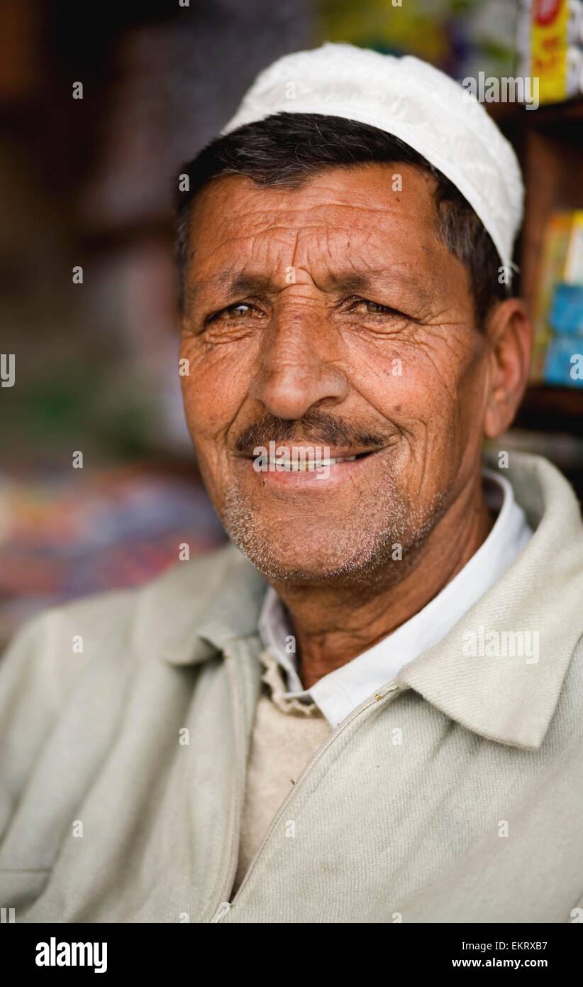 Portrait Of Senior Muslim Man Stock Photo - Alamy