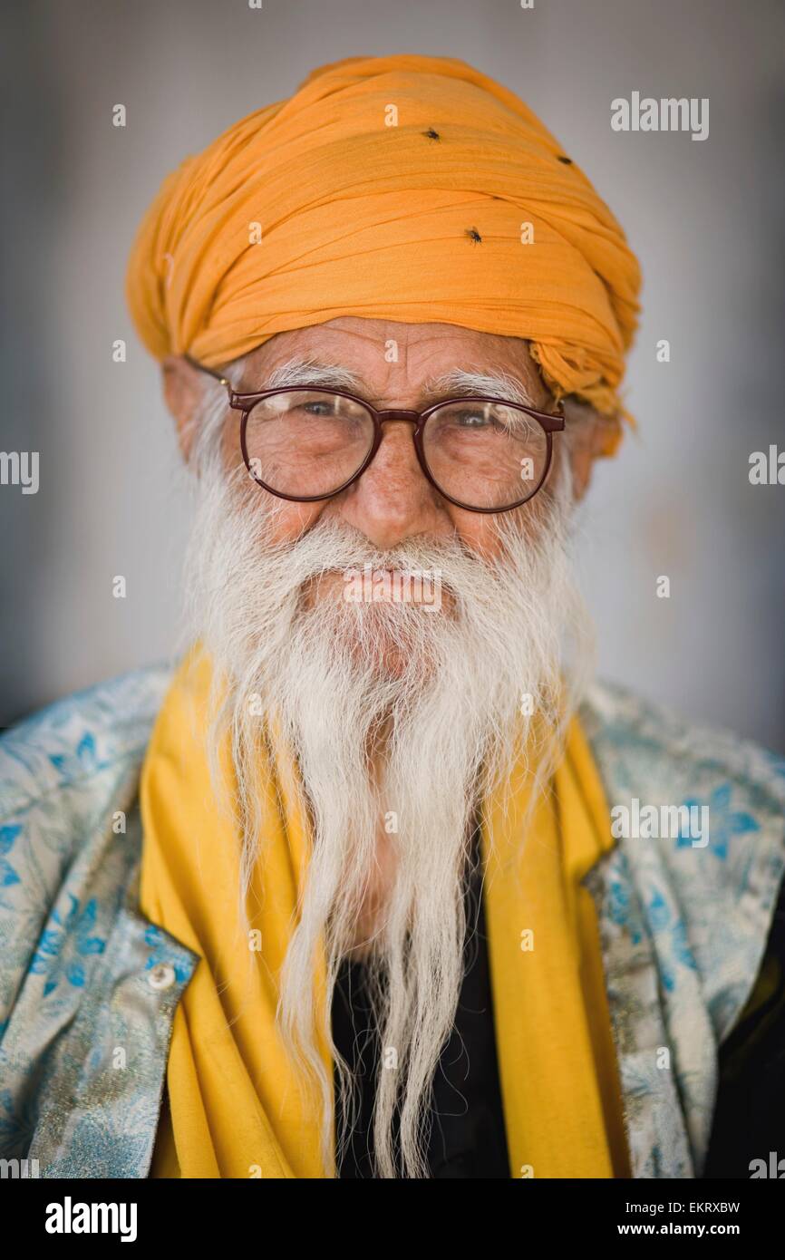 Man Wearing A Turban Stock Photo - Alamy