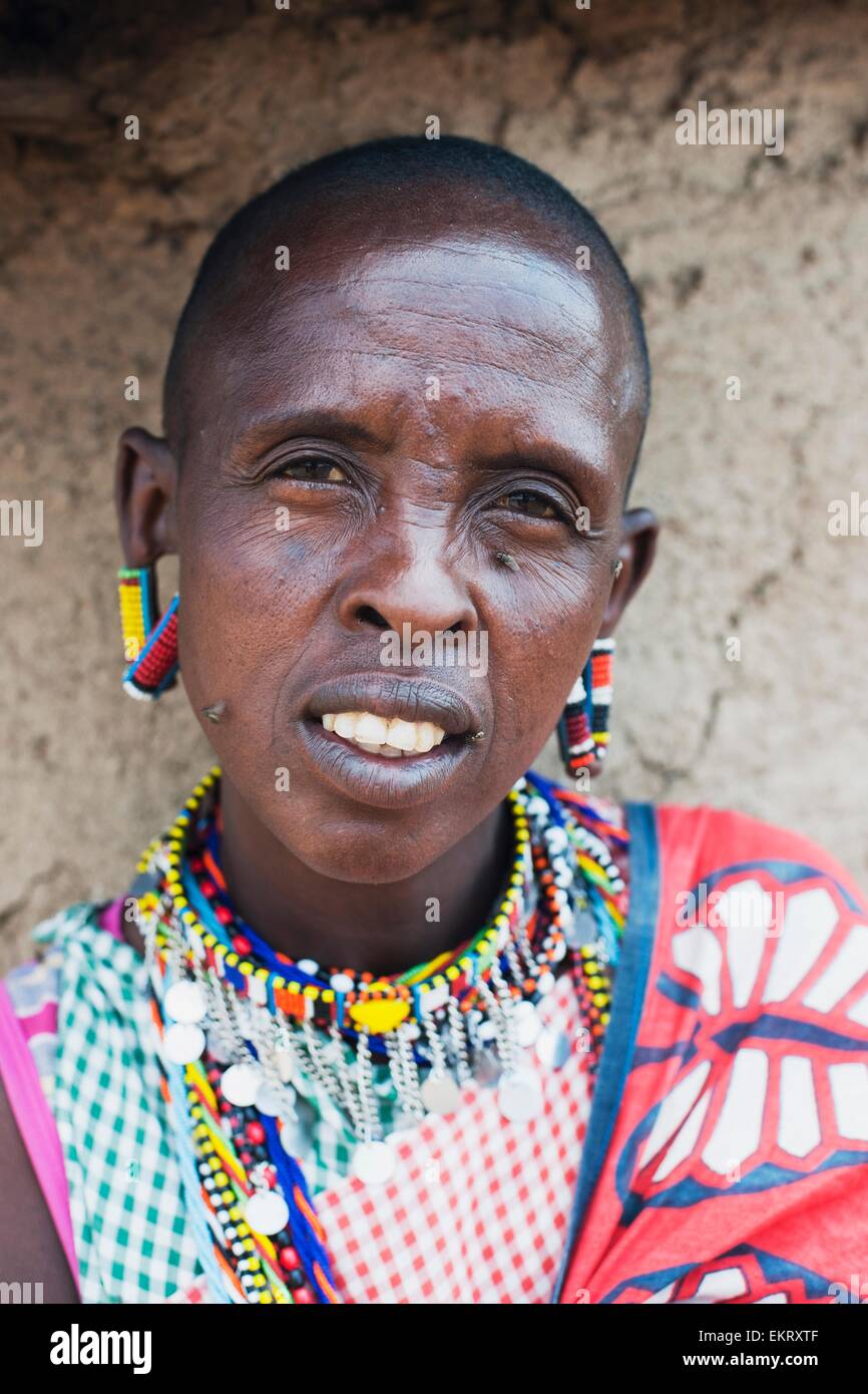 Man Of Maasai Mara Tribe, Kenya, Africa Stock Photo - Alamy