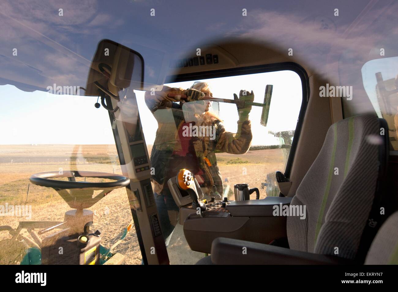 Farm chores canada hi-res stock photography and images - Alamy