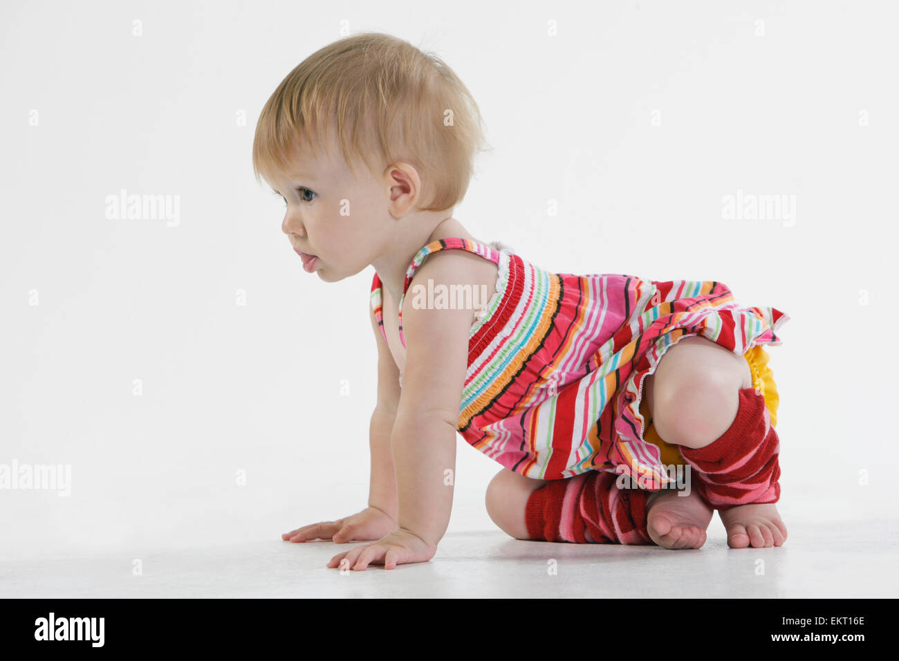 Side view caucasian girl crawling hi-res stock photography and images ...