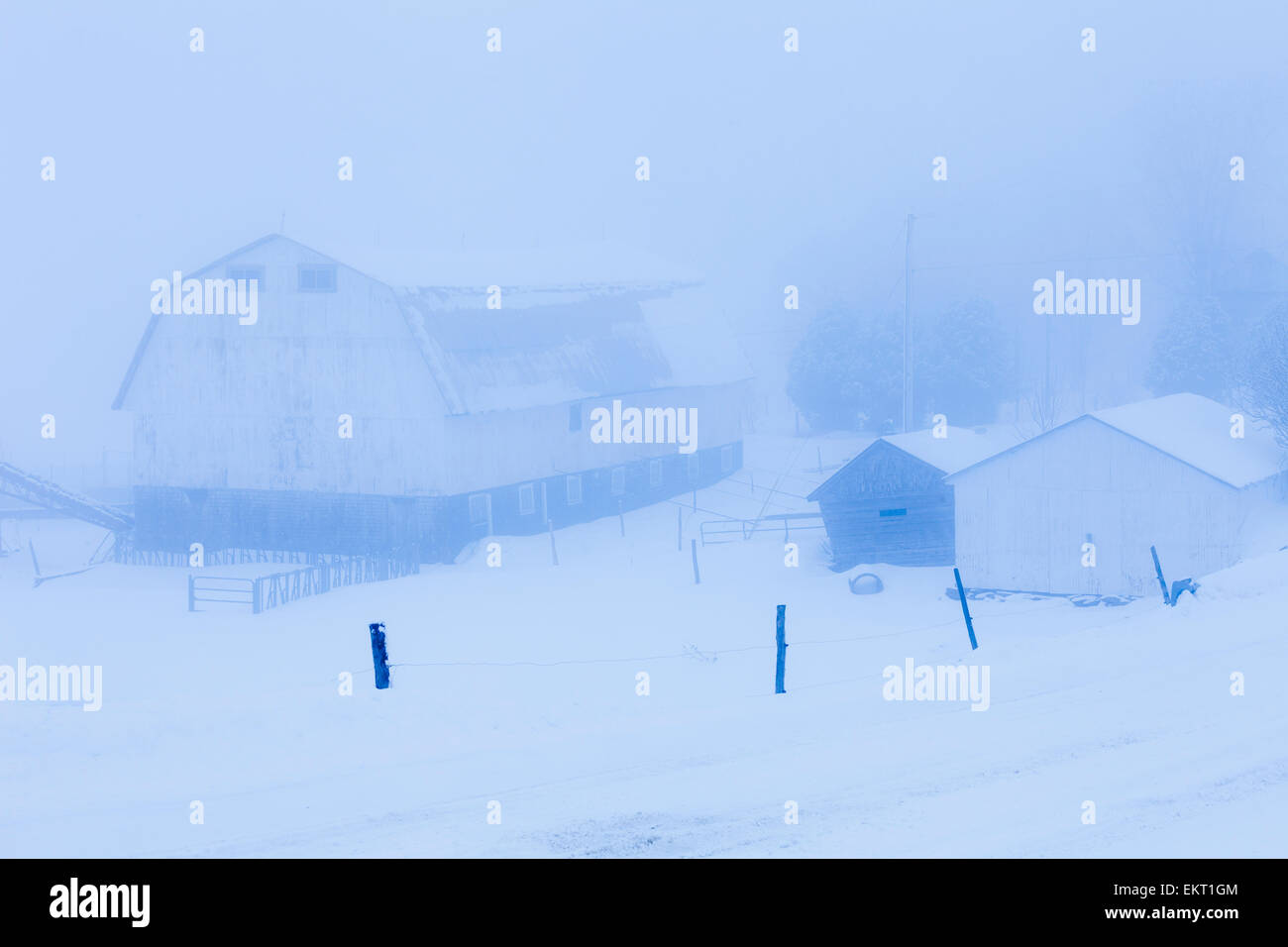 Barns quebec farms agriculture hi-res stock photography and images - Alamy