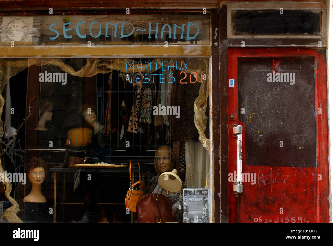 Vintage showcase hi-res stock photography and images - Alamy