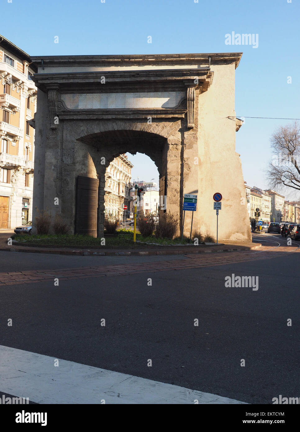 Porta Romana, Roman Gate, Piazza Medaglie D'Oro square, Milan, Lombardy ...