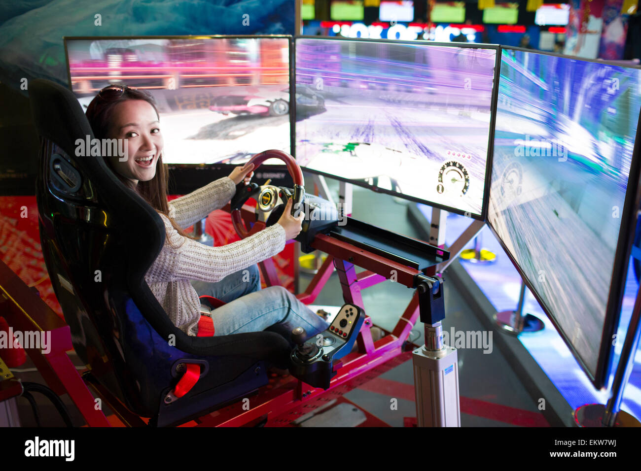 Video arcade hi-res stock photography and images - Alamy