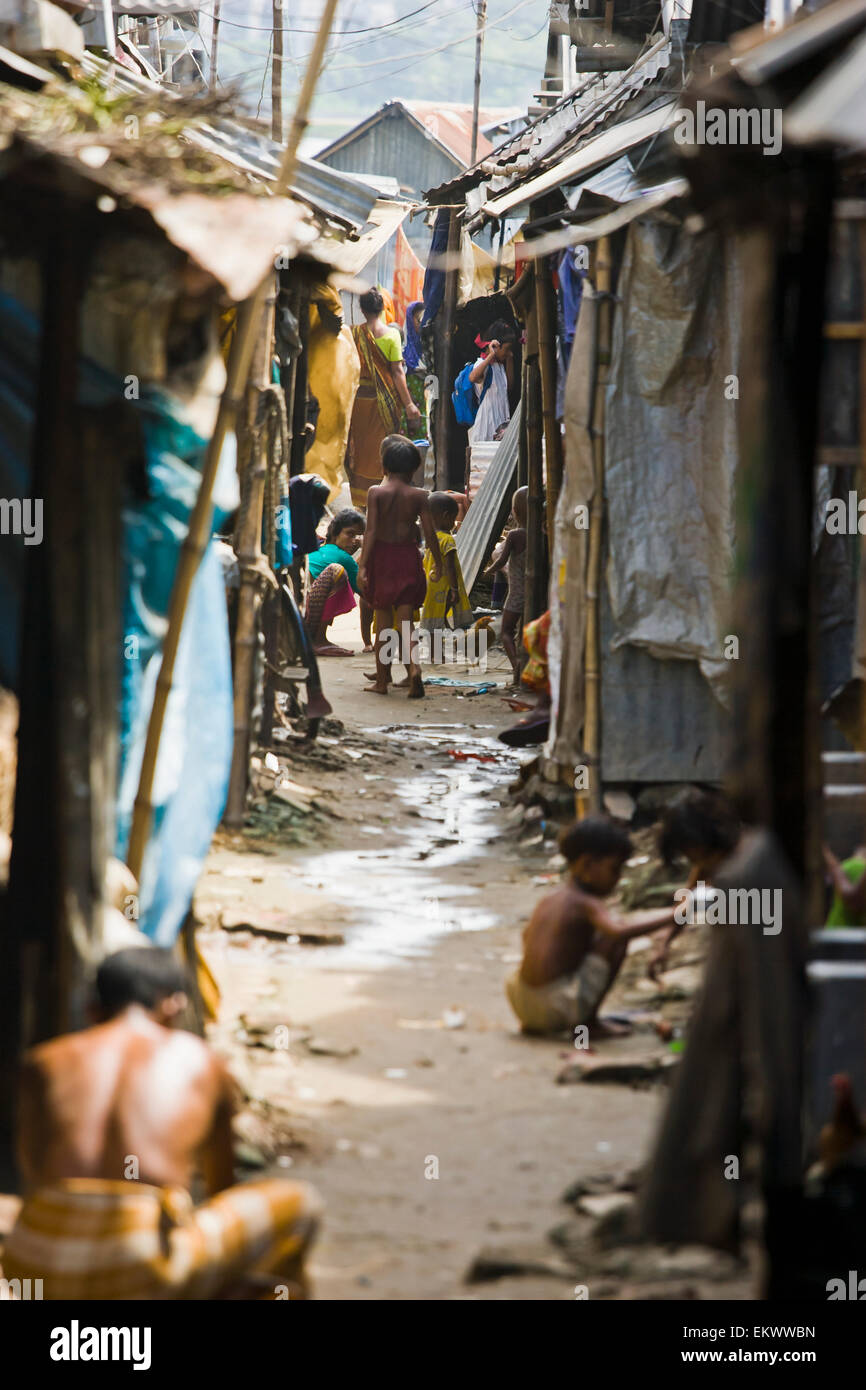 Poverty Stricken Alleyway; Dhaka, Bangladesh Stock Photo - Alamy