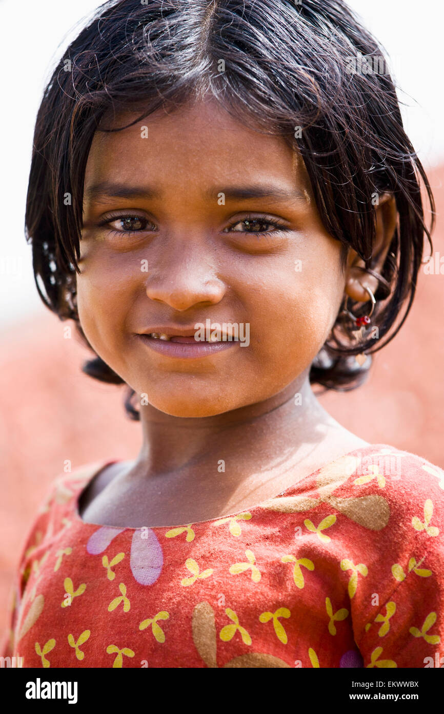 Girl cute bangladeshi hi-res stock photography and images - Alamy