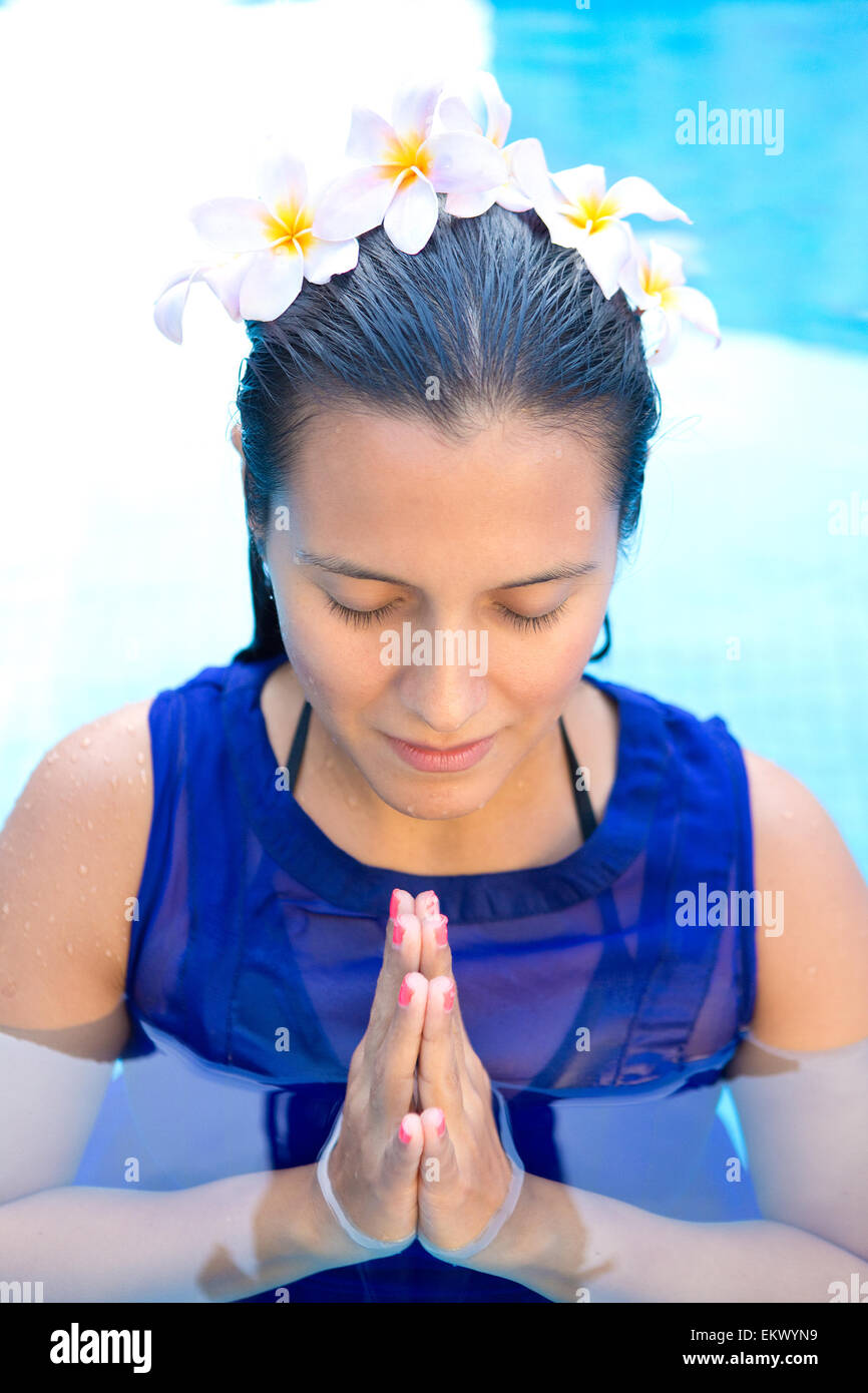 Pretty woman by the swimming pool Stock Photo - Alamy