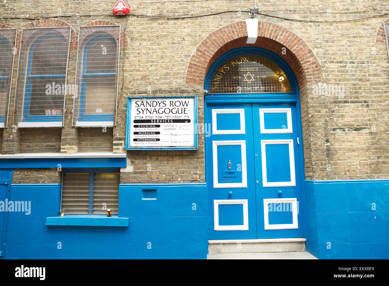 Synagogue uk hi-res stock photography and images - Alamy