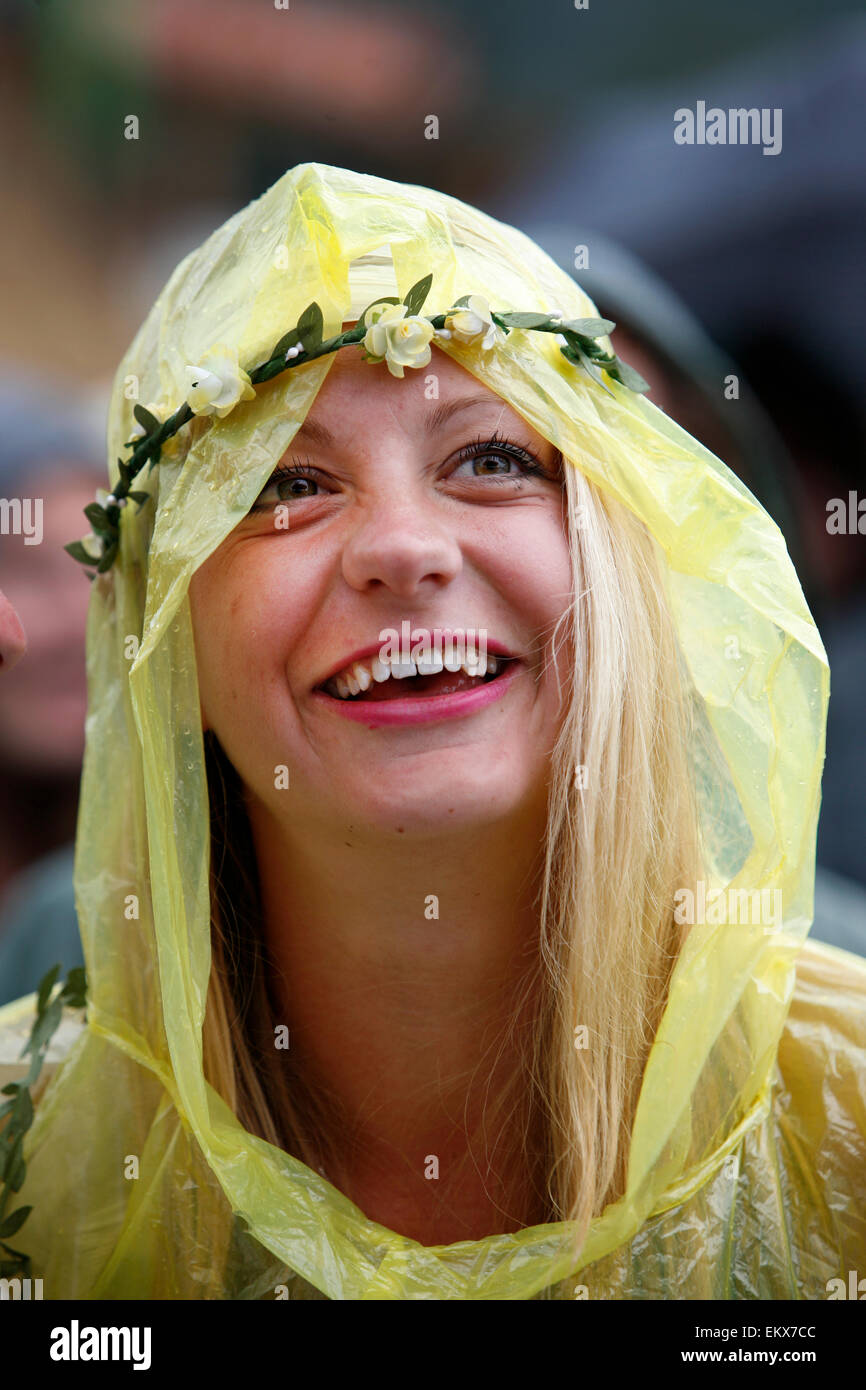 Glastonbury Festival Girls Uk High Resolution Stock Photography and ...