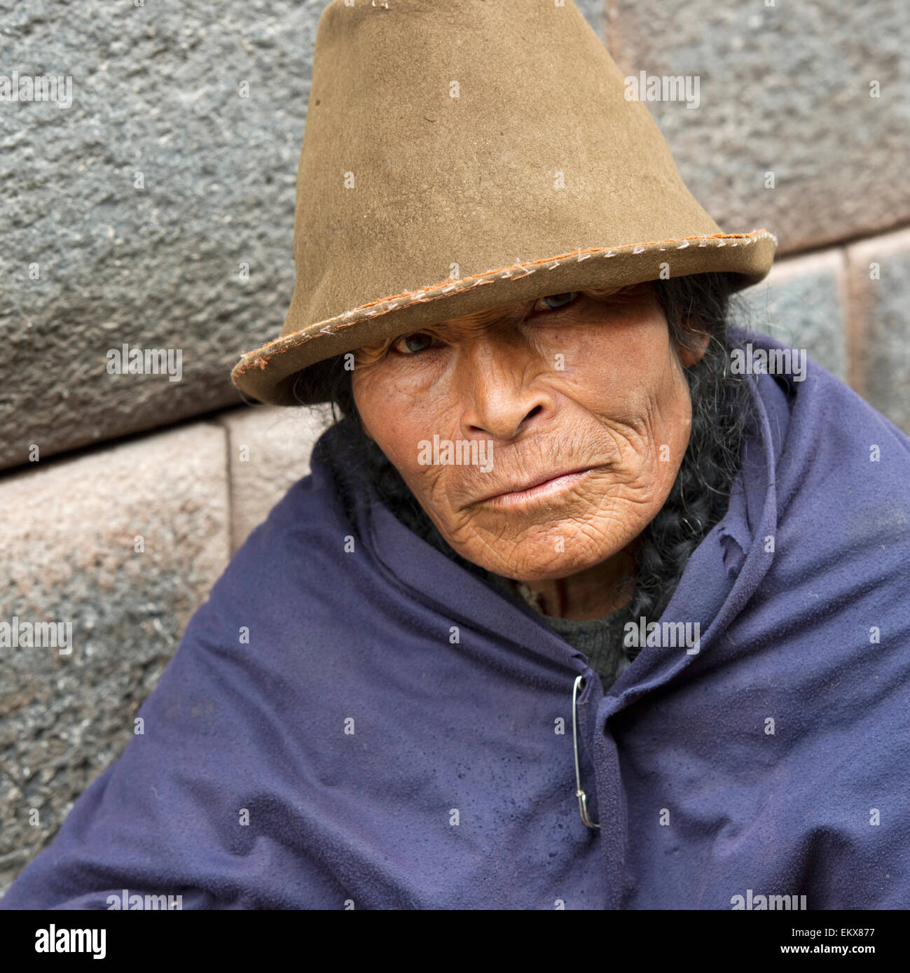 Long shawl hi-res stock photography and images - Alamy