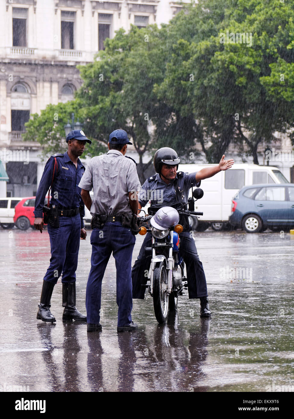 Havana motorcycle police hi-res stock photography and images - Alamy
