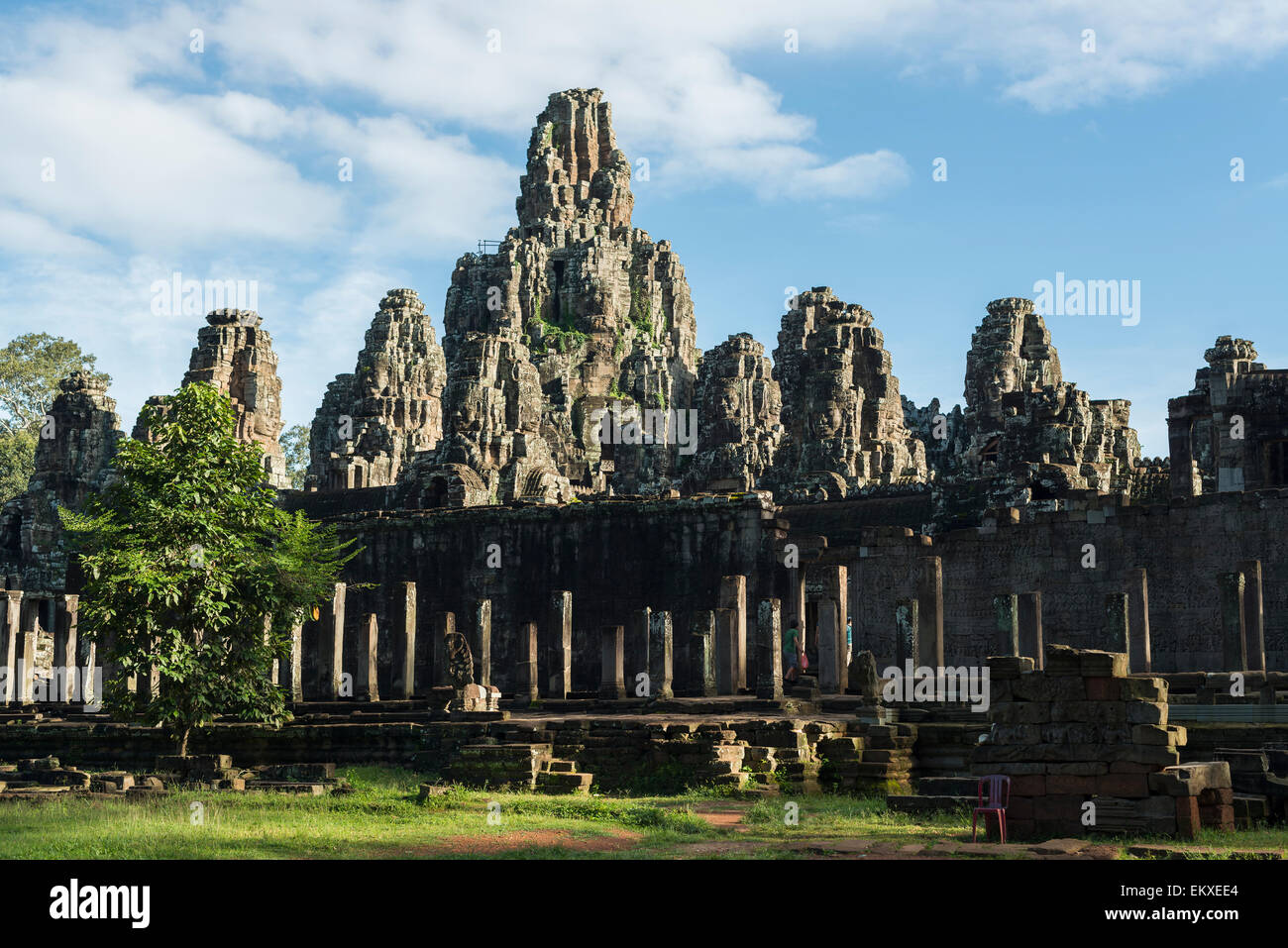 Khmer khmer culture architecture horizontal 12th century hi-res stock ...