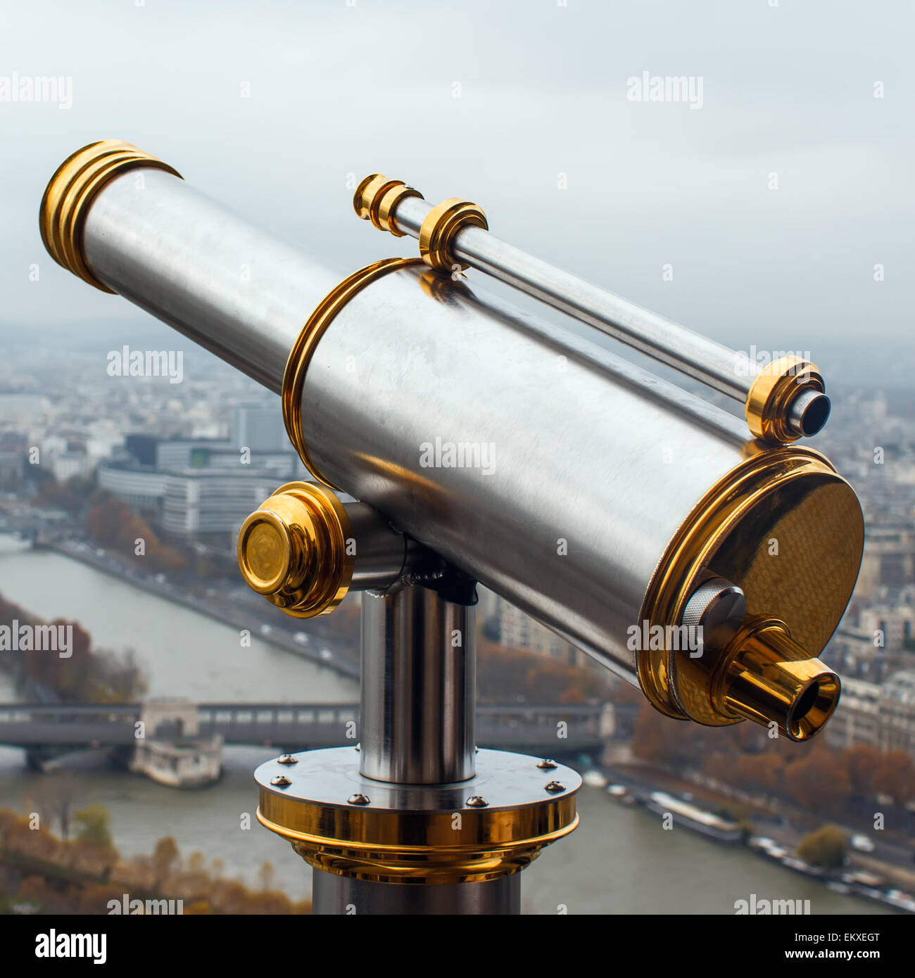 Coin operated telescope Stock Photo - Alamy