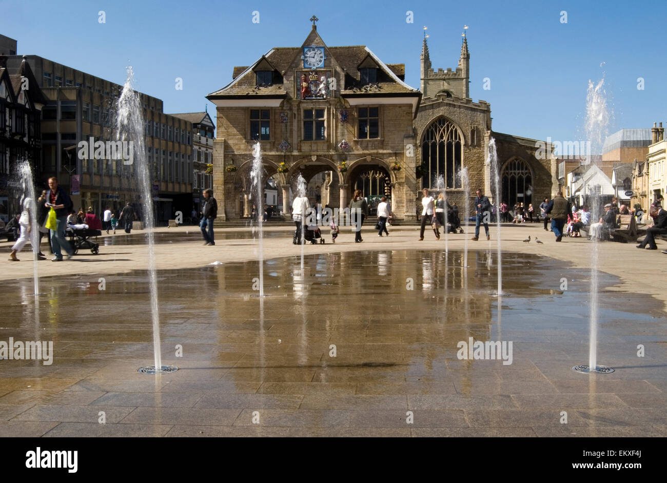 Peterborough water fountains hi-res stock photography and images - Alamy