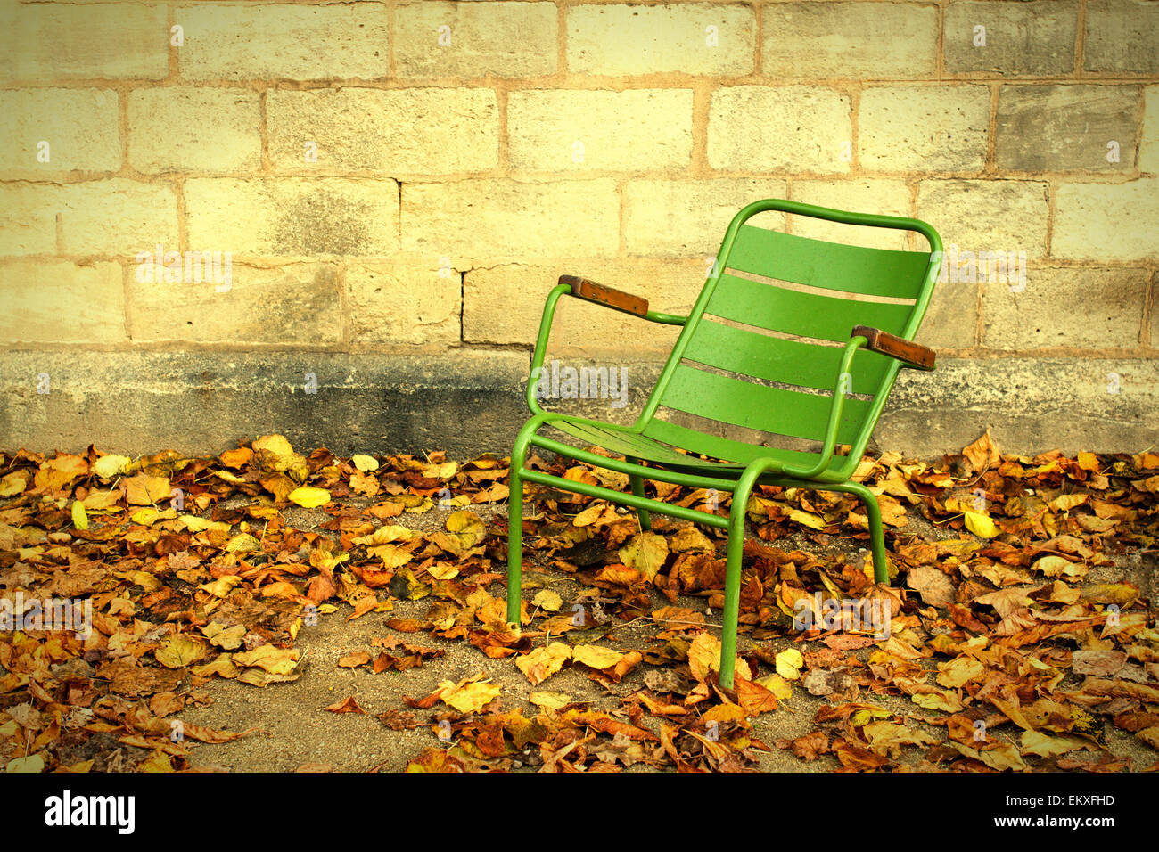 Public seat paris outdoors hi-res stock photography and images - Alamy