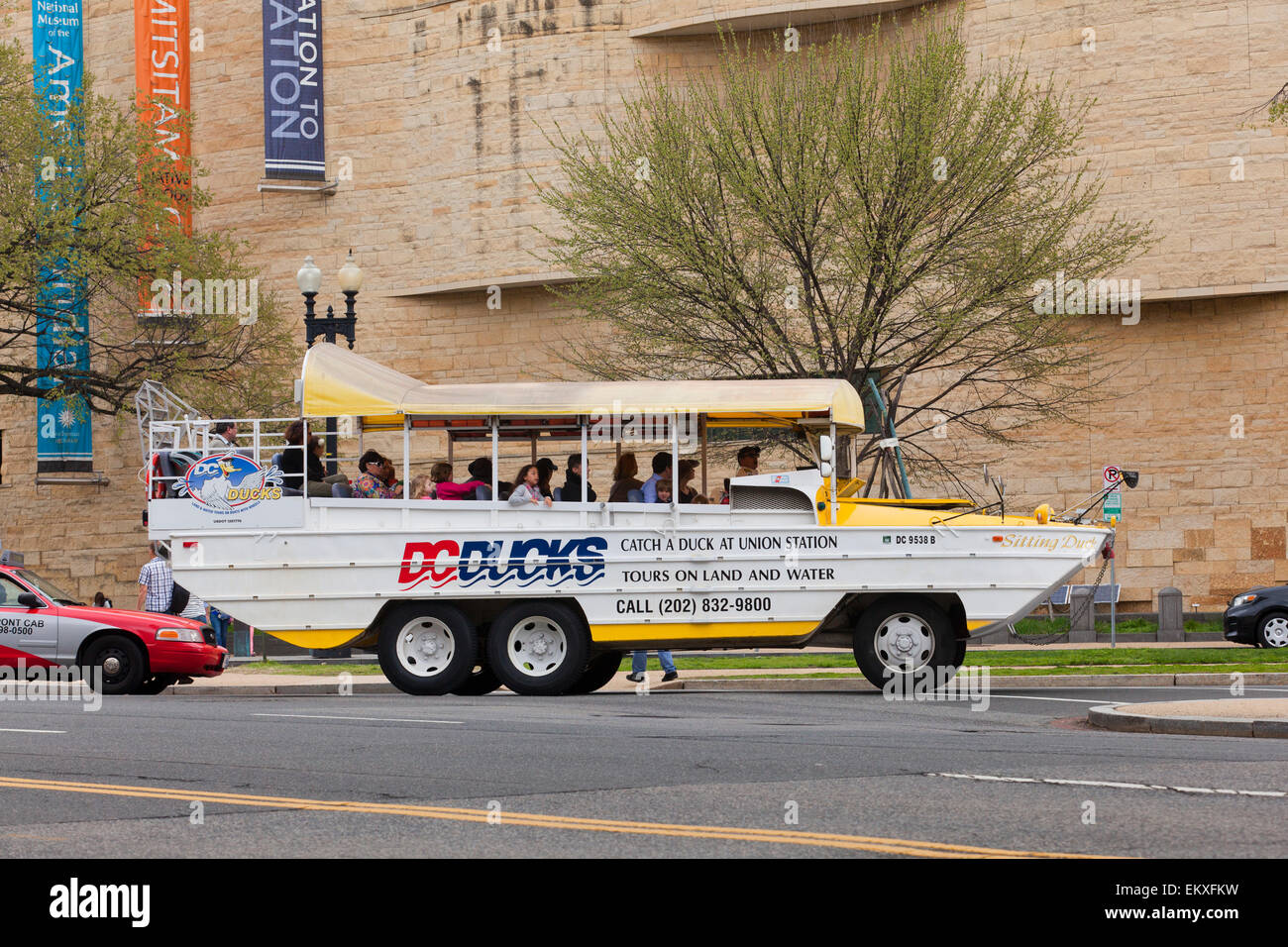 DC Ducks amphibious tour vehicle - Washington, DC USA Stock Photo - Alamy