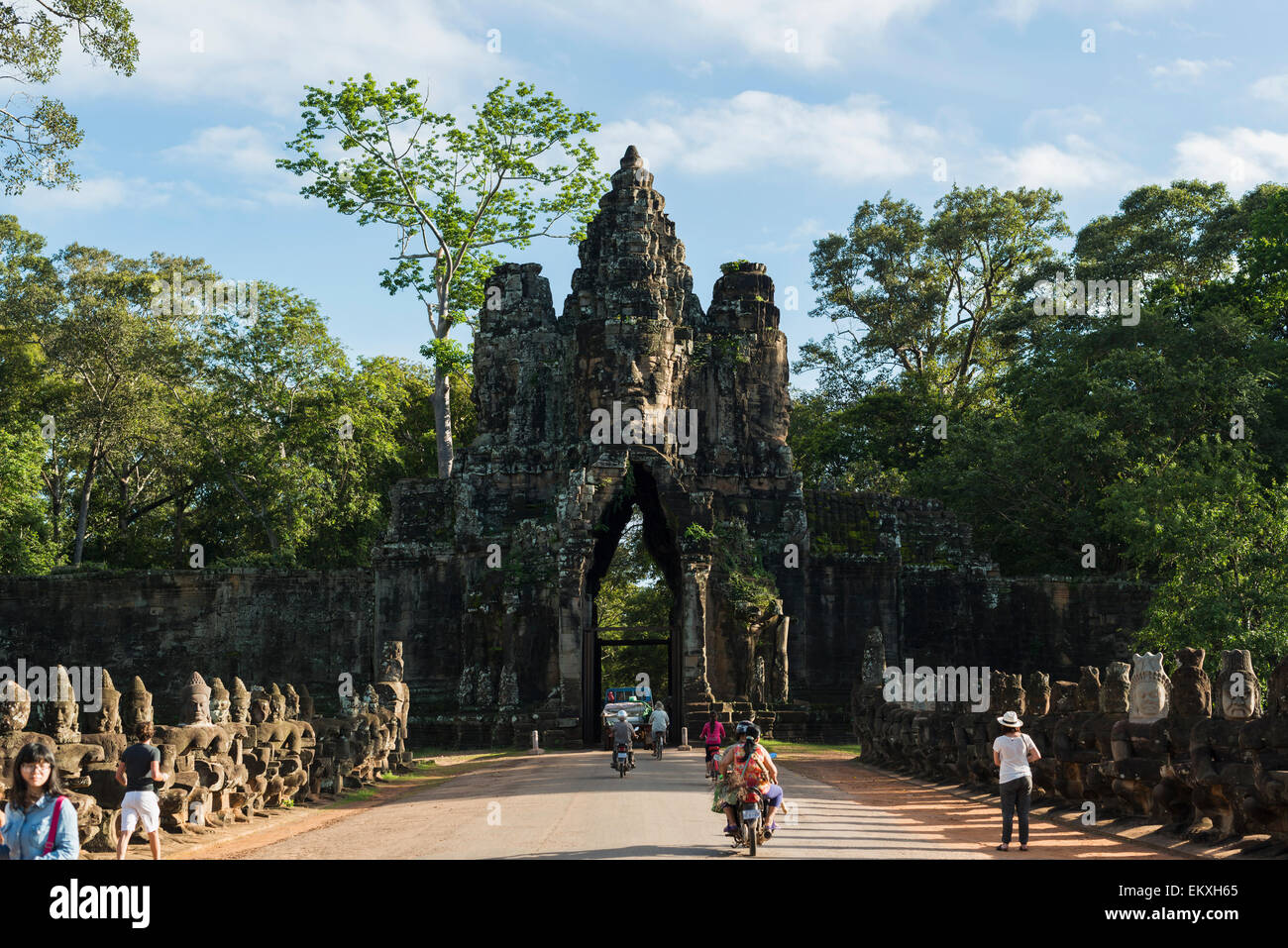 Cambodia,Angkor Wat,Bayon Wat Stock Photo - Alamy