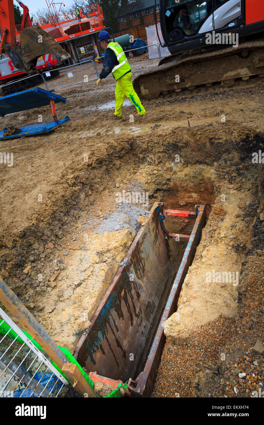 Metal shoring to trench on building site Stock Photo - Alamy